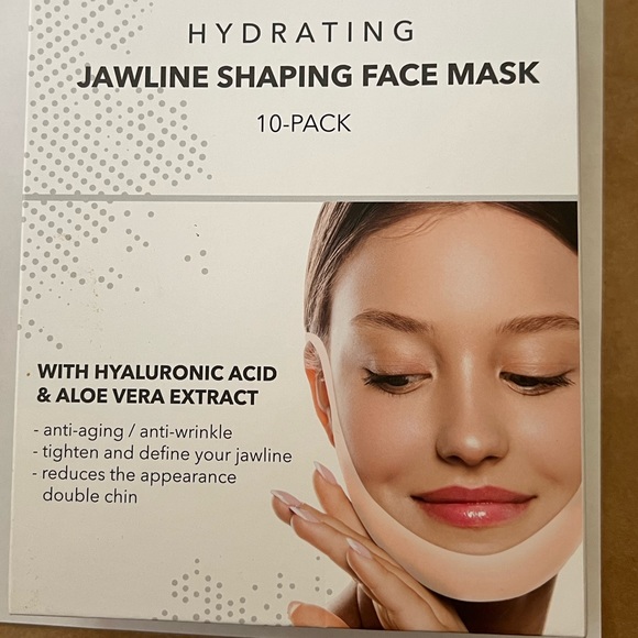Glossmetics | Accessories | Hydration Jawline Shaping Face Mask | Poshmark